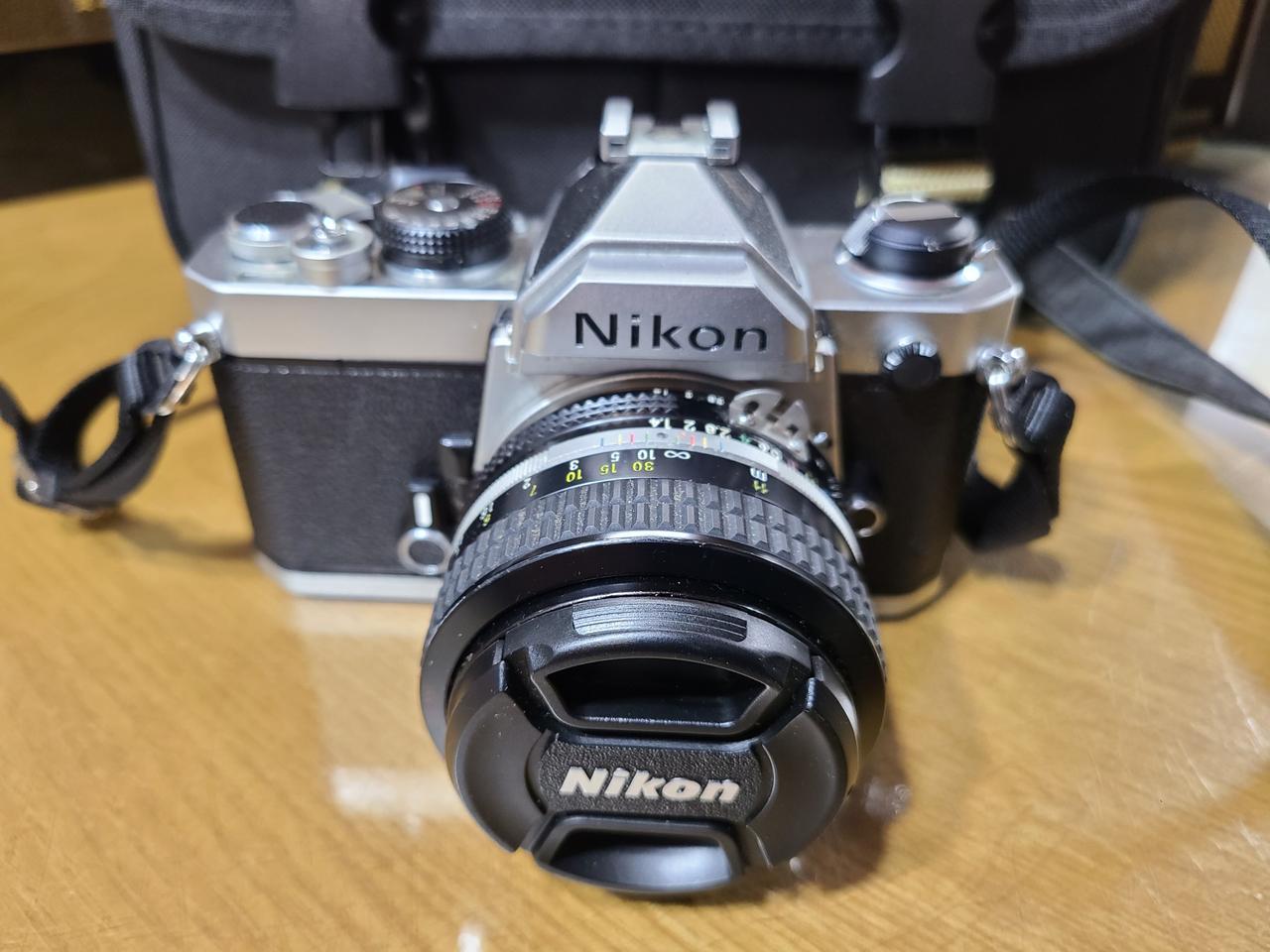 Nikon(니콘) FM 기계식 필름카메라 | 헬로마켓