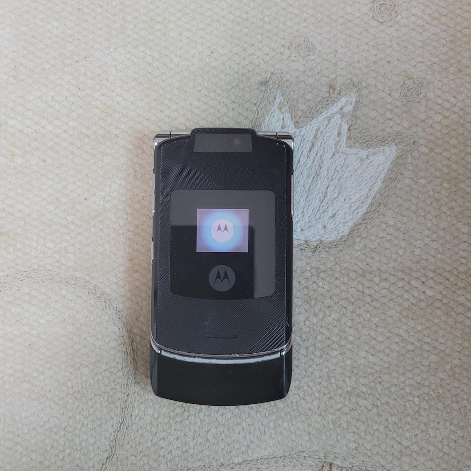 모토로라 레이저룩 블랙실버 SKT 3G | 헬로마켓