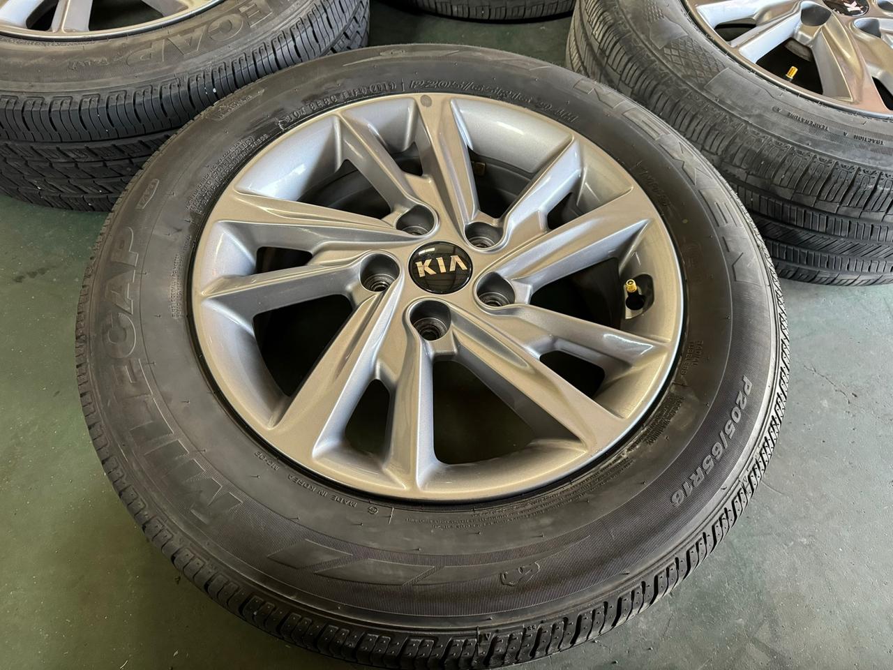 k5 16인치 휠타이어 판매합니다. | 헬로마켓