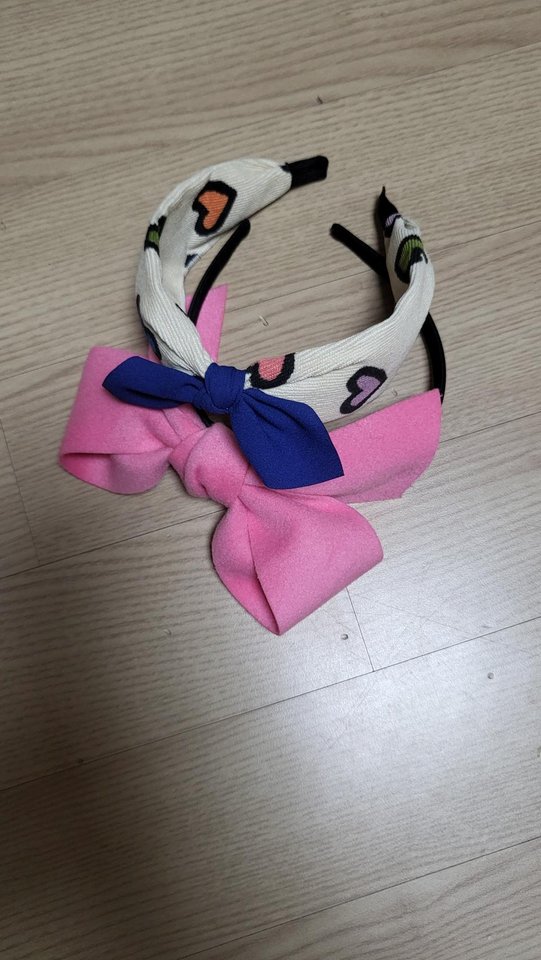 여아머리띠 세컨웨어 헬로마켓