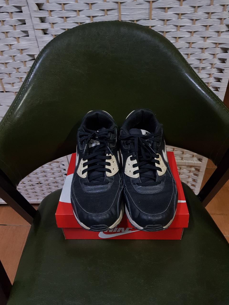 NIKE 나이키 스포츠 에어맥스90 에센셜 검흰 265mm | 헬로마켓