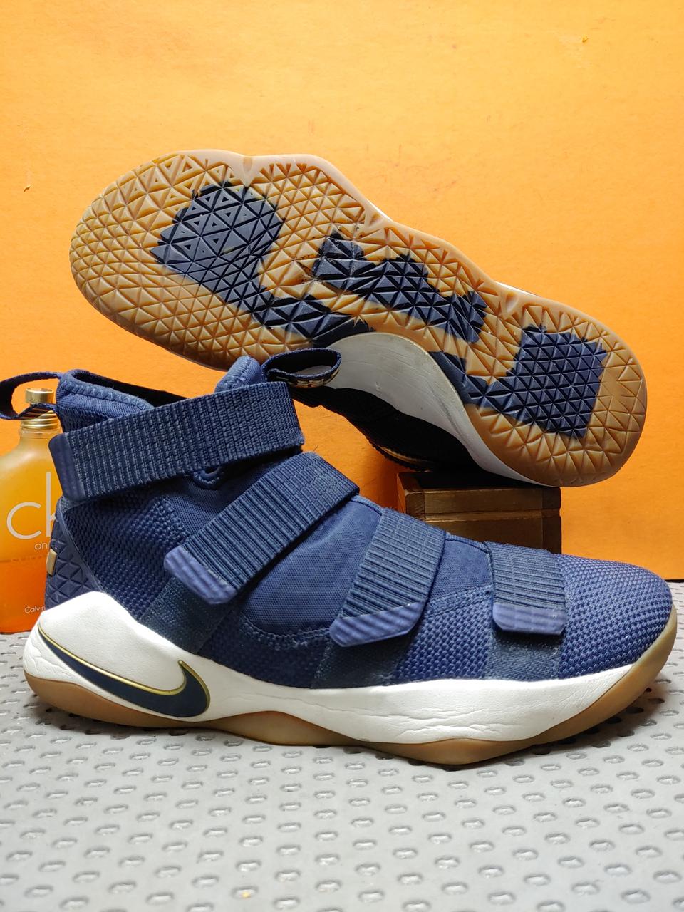 나이키 르브론 솔져11(US9표기270추천265) | 세컨웨어(헬로마켓)