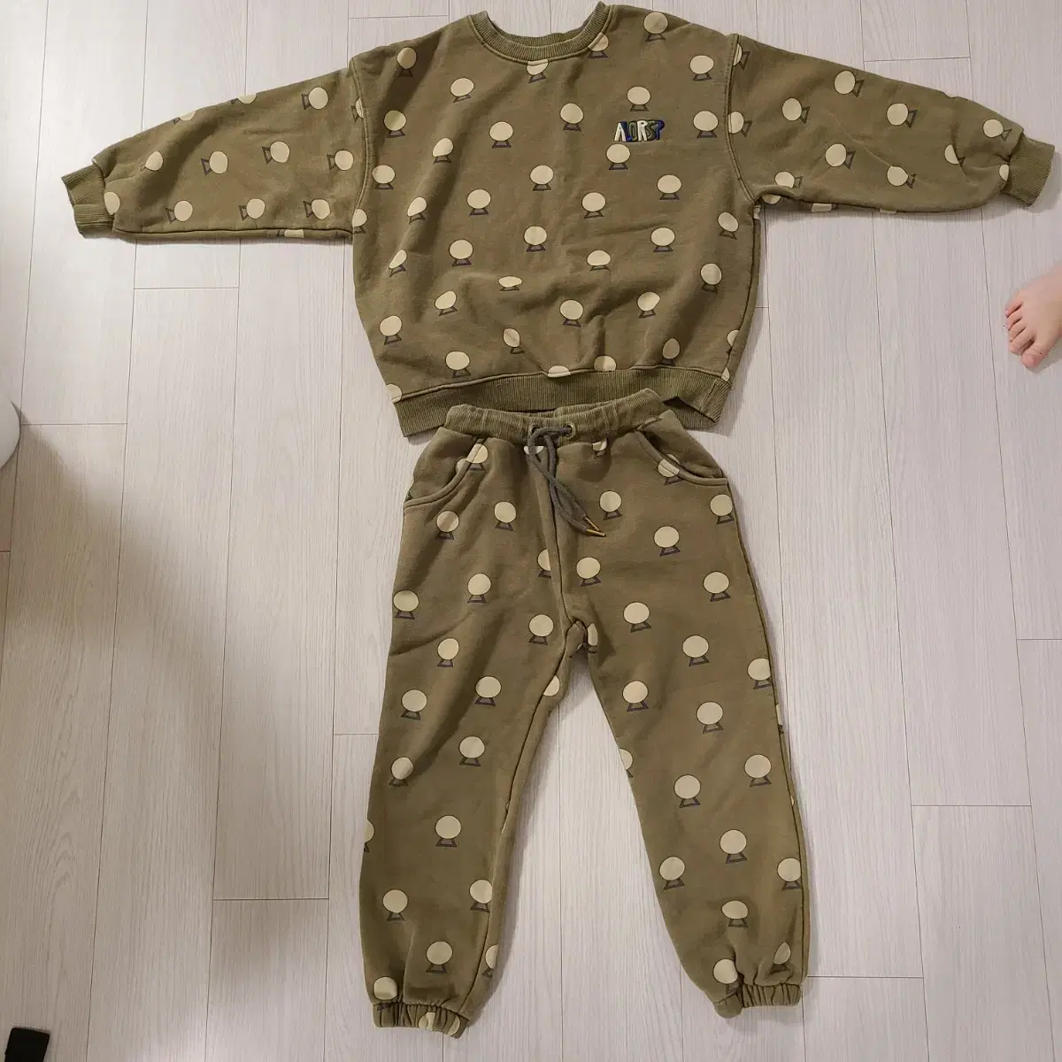 리미떼두두 아동 맨투맨 상하세트 L(110) | 세컨웨어(헬로마켓)