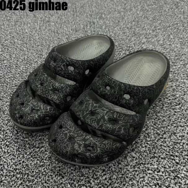 240 KEEN 요기 슬리퍼 | 헬로마켓