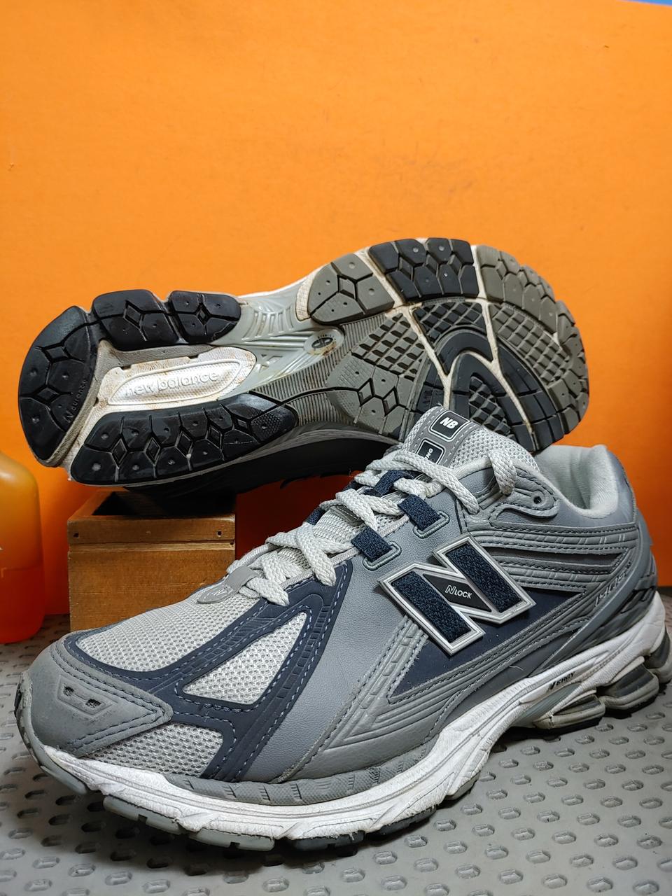 뉴발란스1906R(US9표기270추천265) | 세컨웨어(헬로마켓)