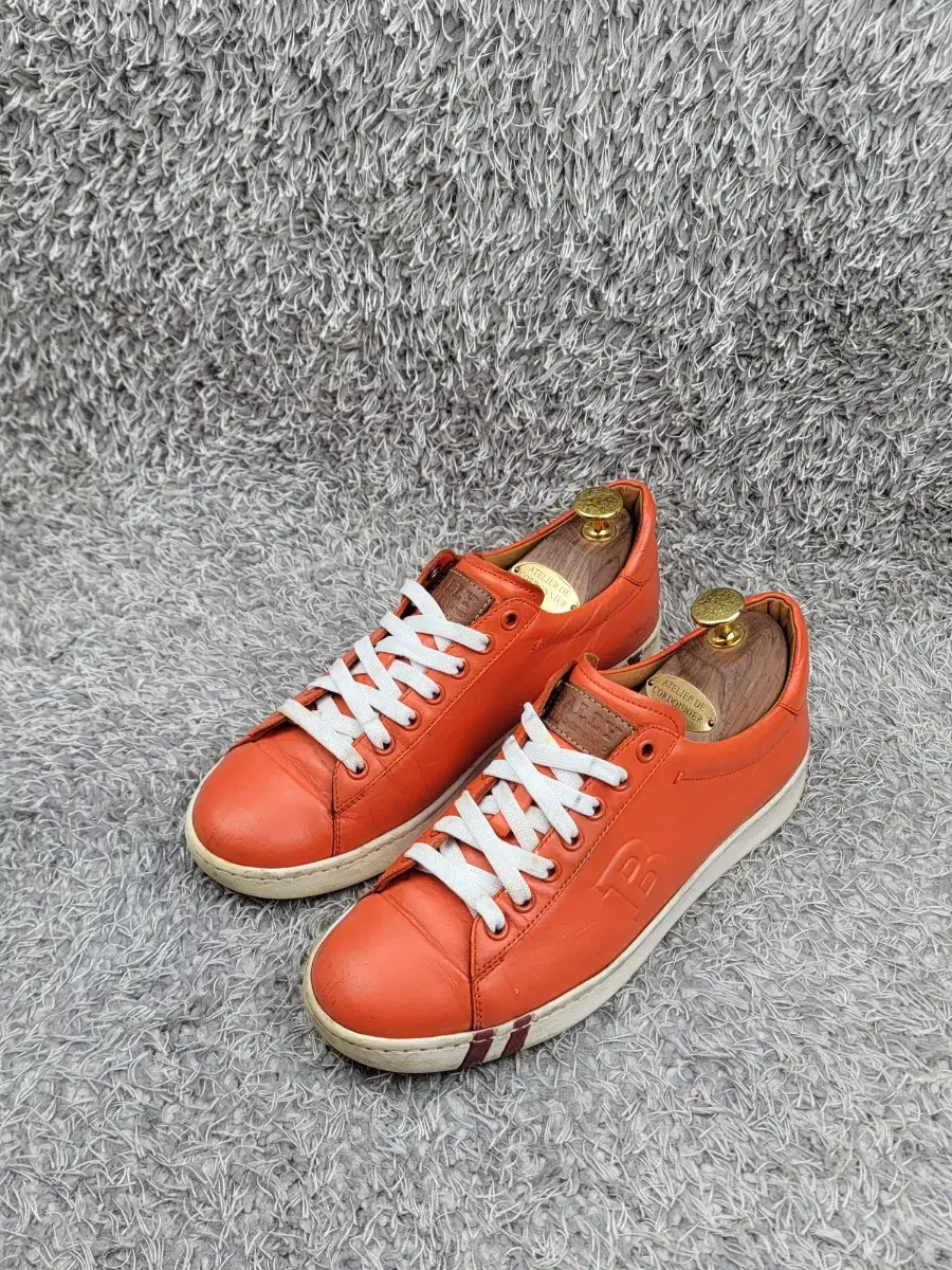 정품] 발리 스니커즈 EU37 240 상태 양호 | 세컨웨어(헬로마켓)