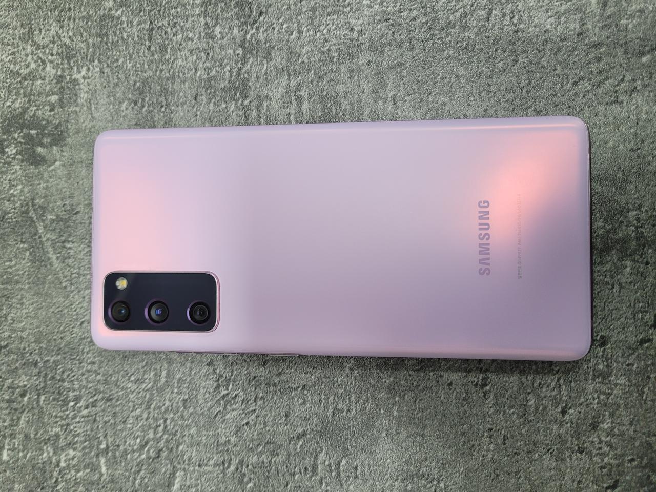 77 갤럭시S20FE 128G 싸게팔아요!!! 자급제폰 | 세컨웨어(헬로마켓)