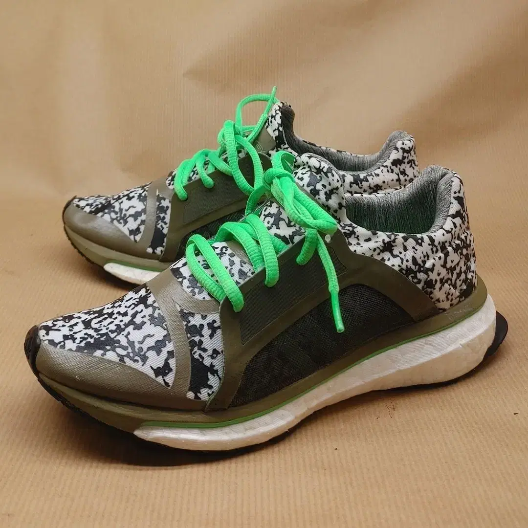 아디다스 스텔라맥카트니 여성운동화220. | 헬로마켓