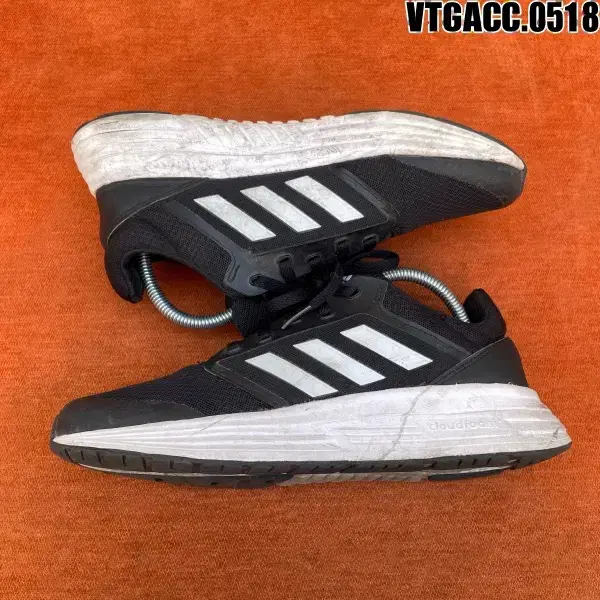 아디다스 스니커즈 운동화 250 | 세컨웨어(헬로마켓)