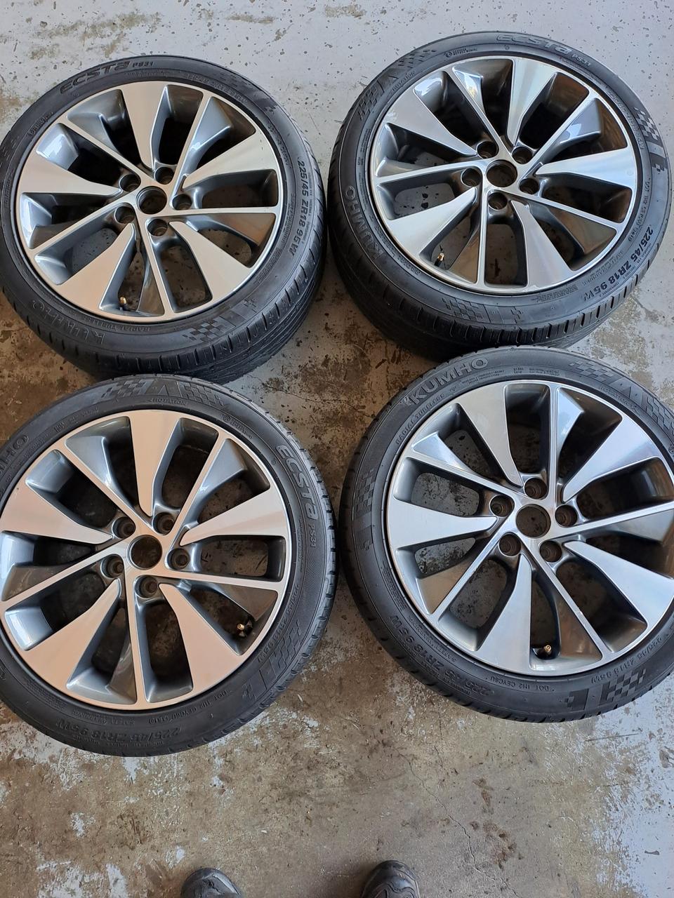 k5 18인치휠타이어 쏘나타 니로 장착가능 | 세컨웨어(헬로마켓)