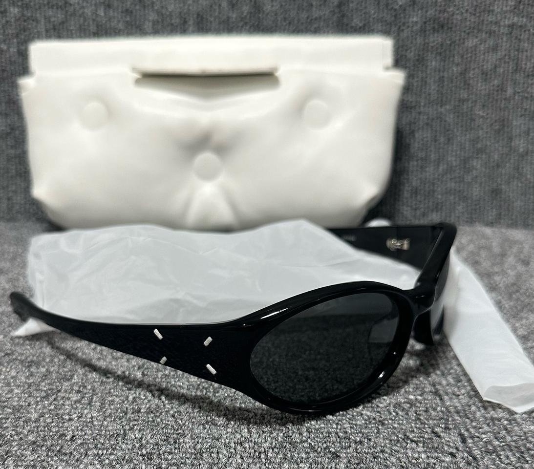 젠틀 몬스터 x 메종 마르지엘라 MM104 | 헬로마켓