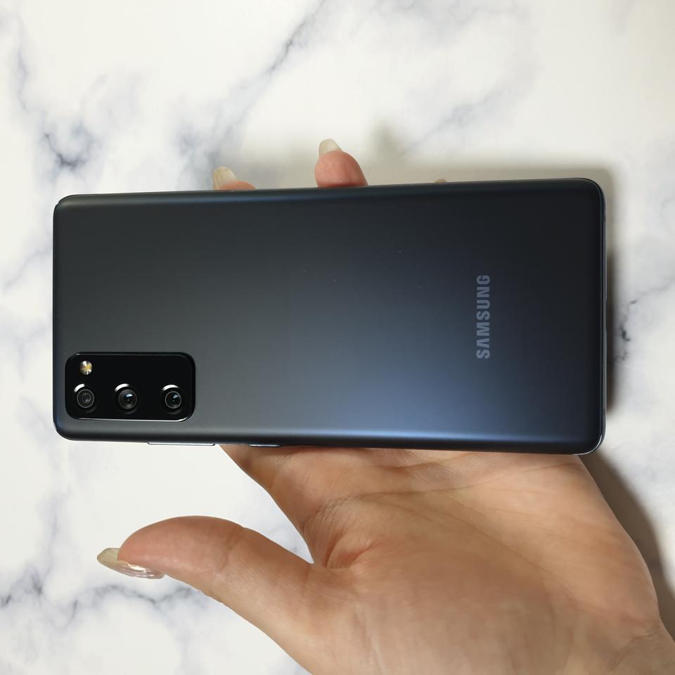 KT 갤럭시S20FE 네이비 128G S급 판매합니다 | 헬로마켓