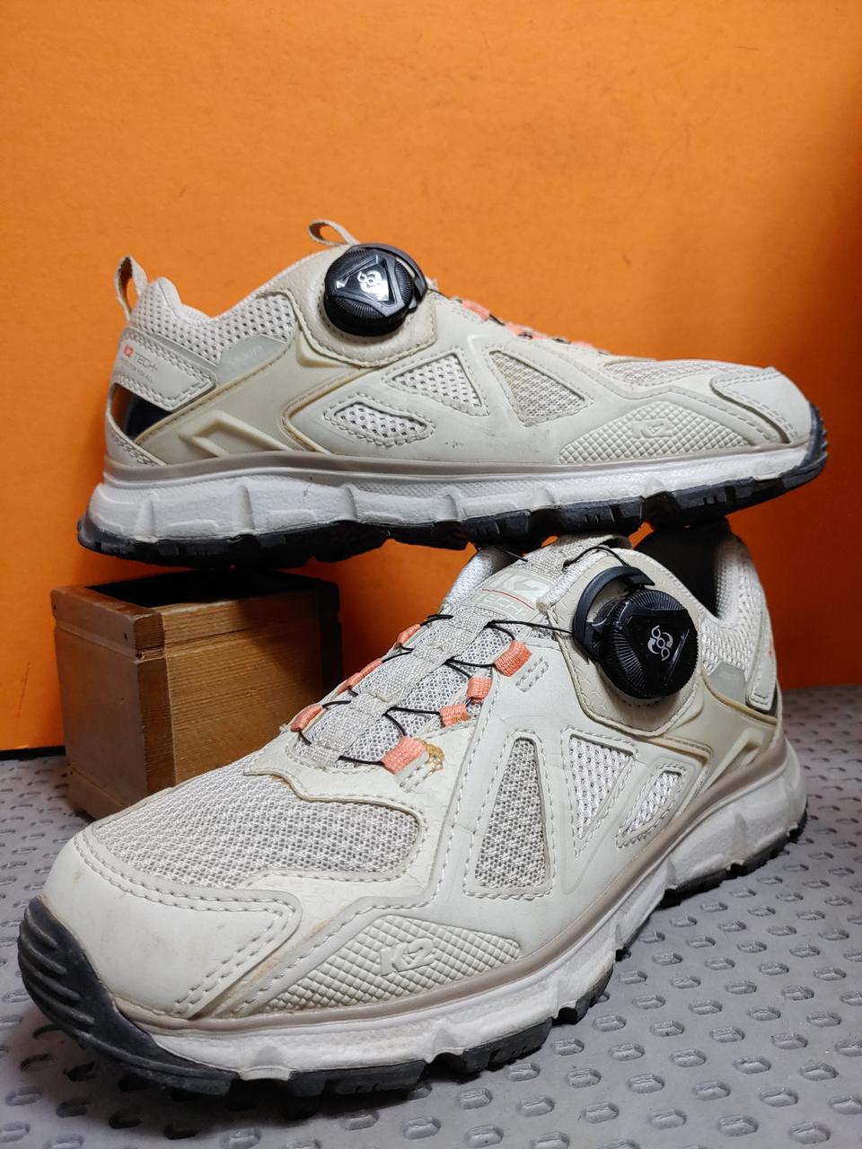 K2보아 트레킹화(표기235추천230) | 세컨웨어(헬로마켓)