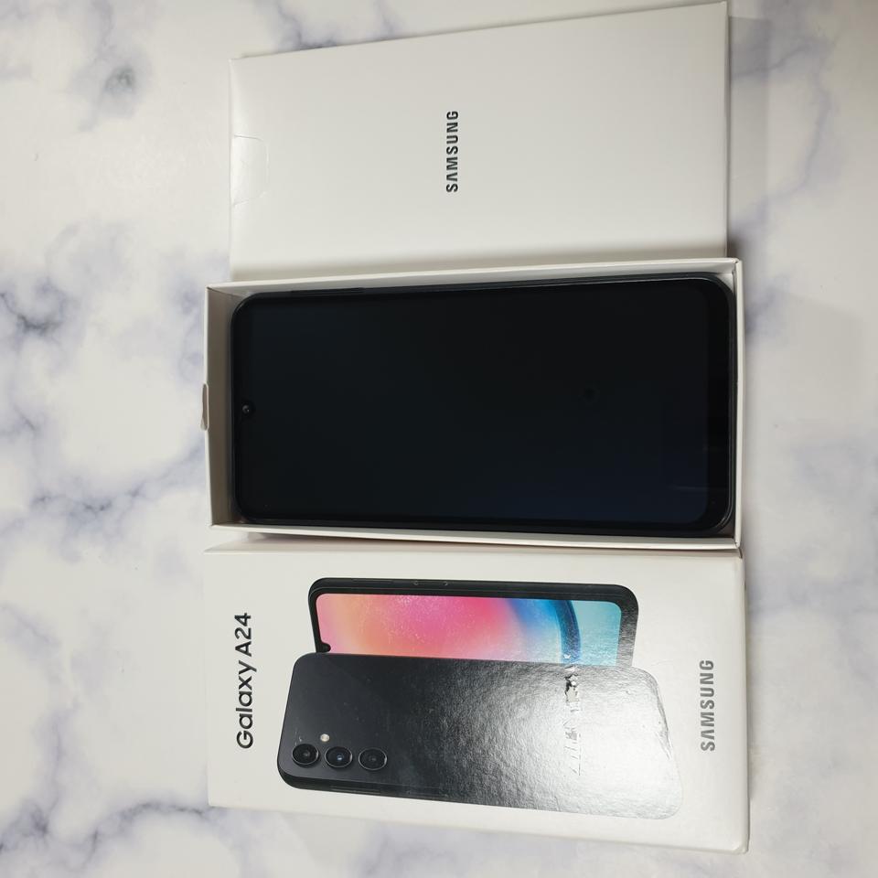 LG 갤럭시A24 (A245) 블랙 128G 구성품 ... | 헬로마켓