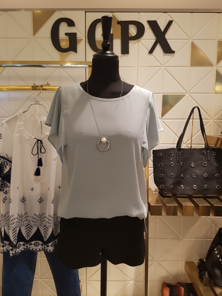 GGPX(새상품)소매러플쉬폰블라우스 | 헬로마켓