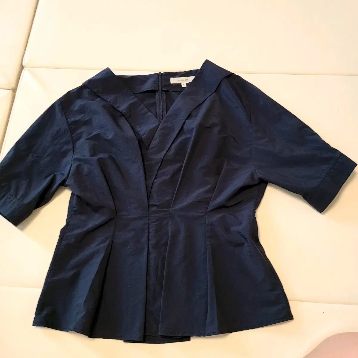 여성 블라우스티 여름반팔 M사이즈 | 세컨웨어(헬로마켓)