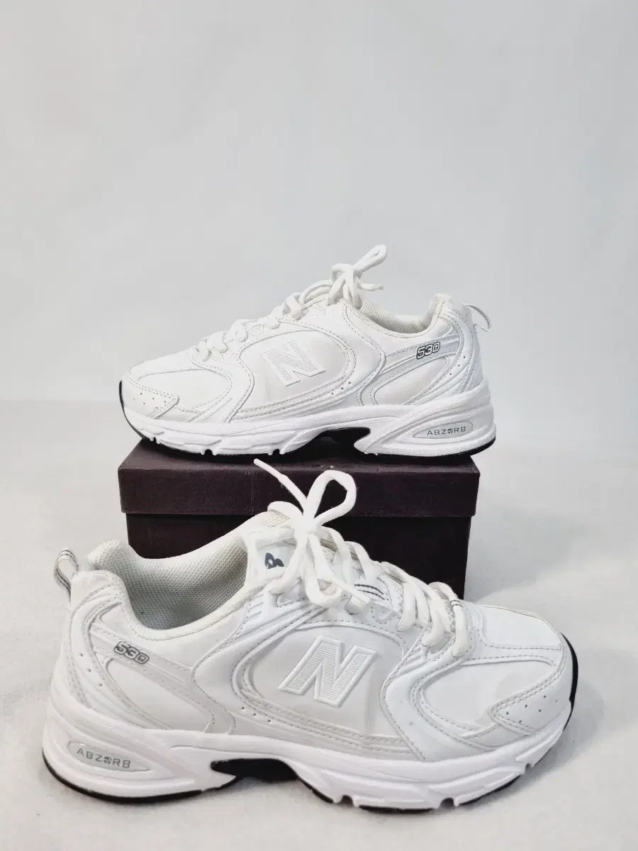 뉴발란스 530 화이트 mr530nw 스니커즈 230 | 헬로마켓