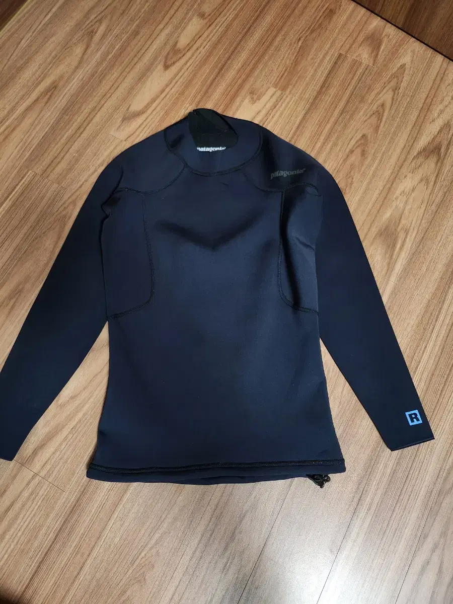 파타고니아 여성 웻슈트 상의 M (무배4만) | 세컨웨어(헬로마켓)