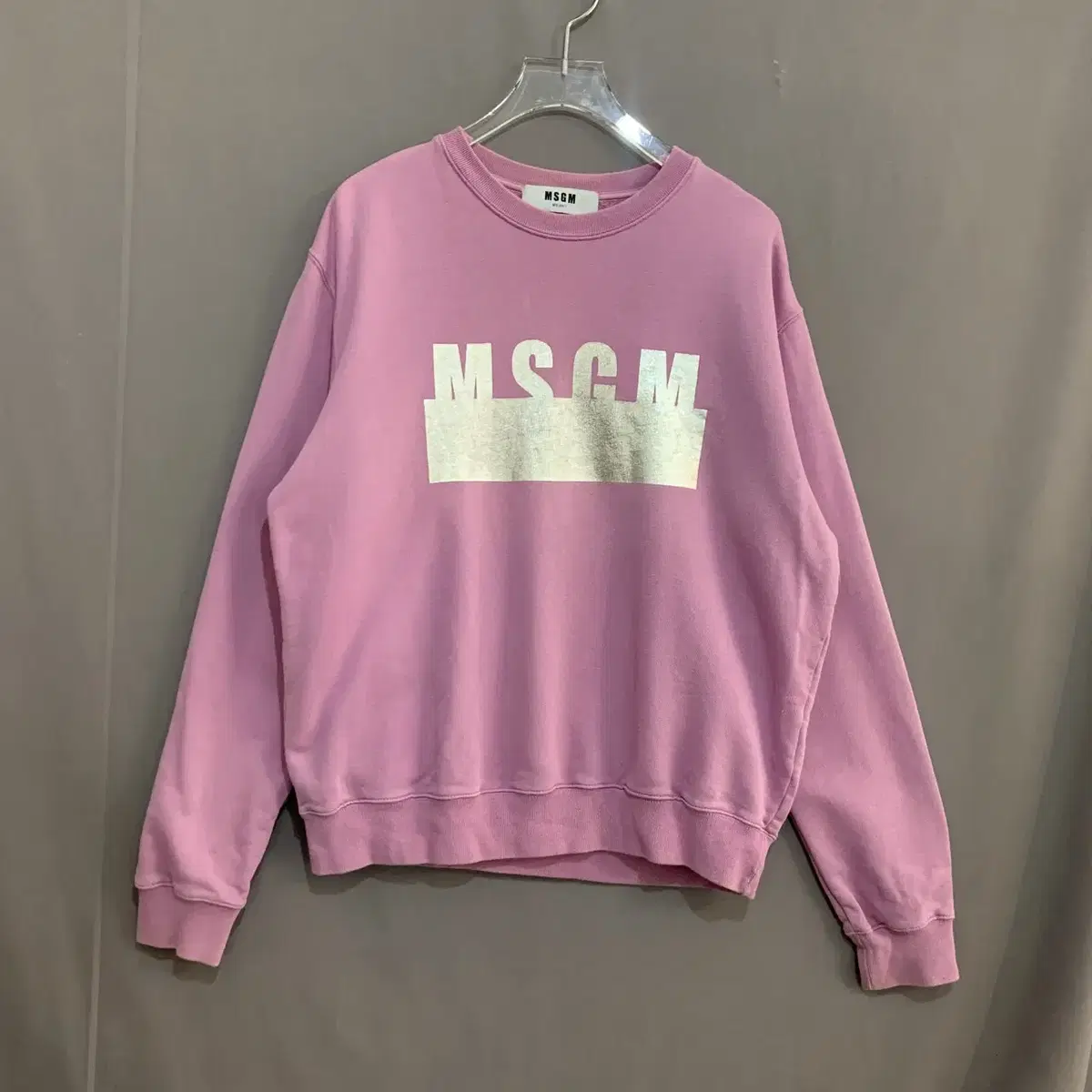 S MSGM 11주년 실버 로고 핑크 오버핏 맨투맨 | 세컨웨어(헬로마켓)