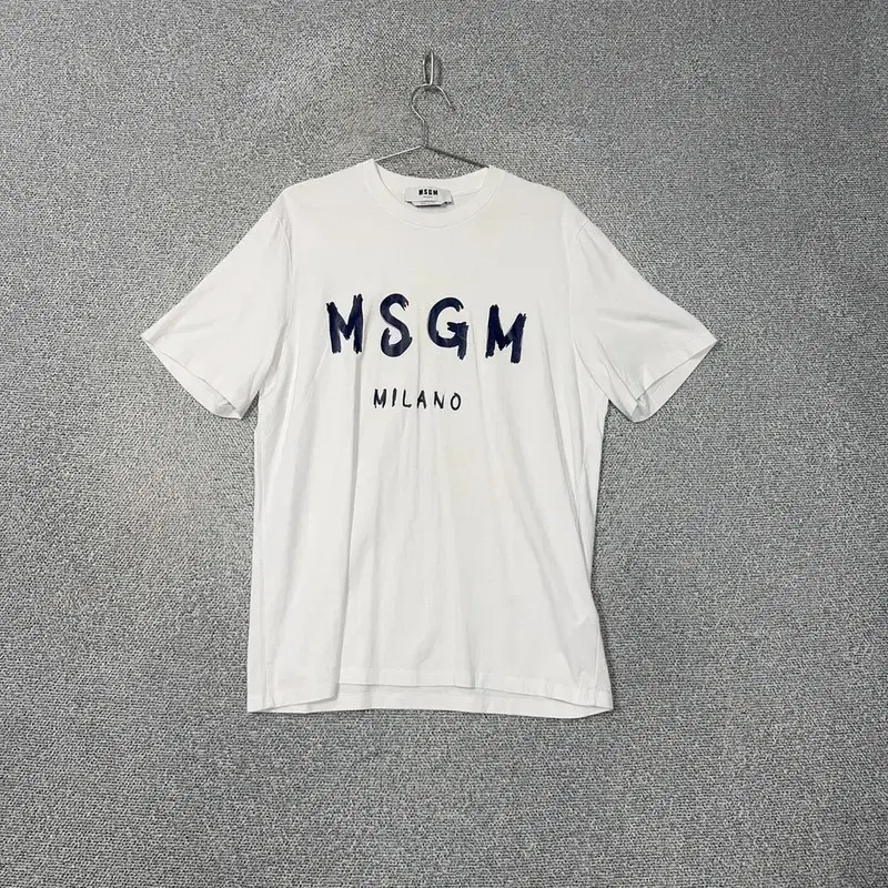 MSGM 스펠로고 화이트 반팔티 M | 헬로마켓
