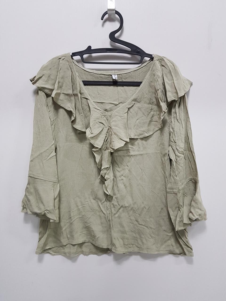 새상품 핫핑 프릴 블라우스 m 335325 | 헬로마켓