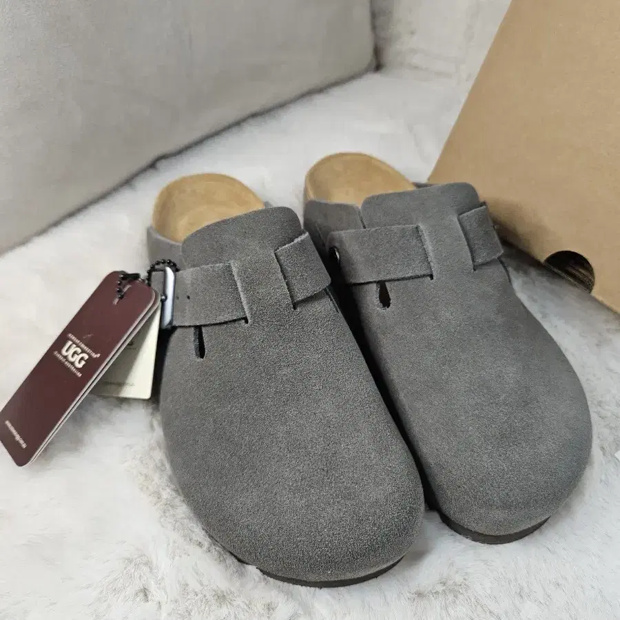 국내] 호주 오즈웨어 UGG 어그 보스턴 슬리퍼 230 | 헬로마켓