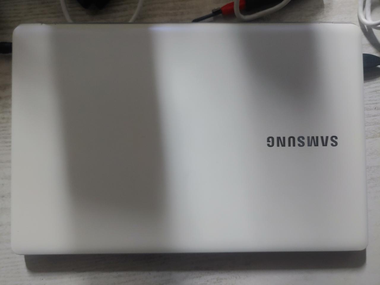 삼성 노트북 (NT500R5K-K82W) | 헬로마켓