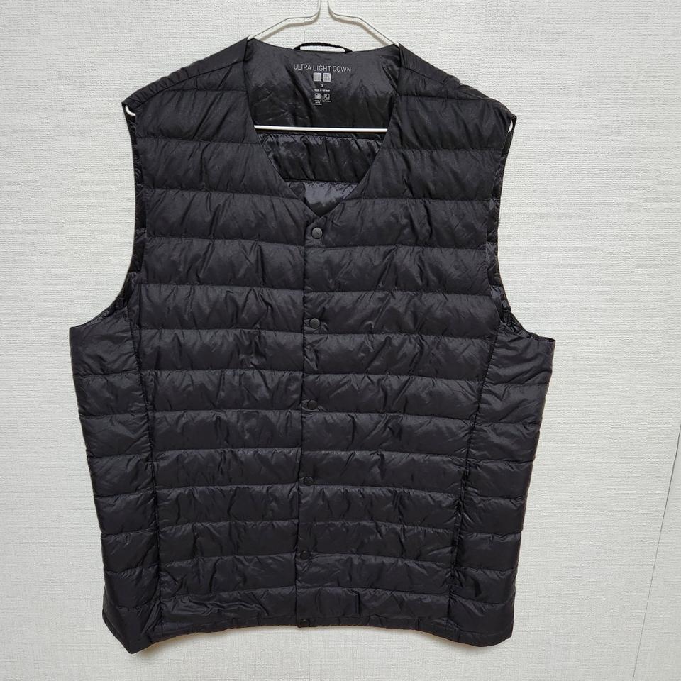 유니클로 남성 오리털 경량 패딩 조끼 105XL@9923 | 헬로마켓