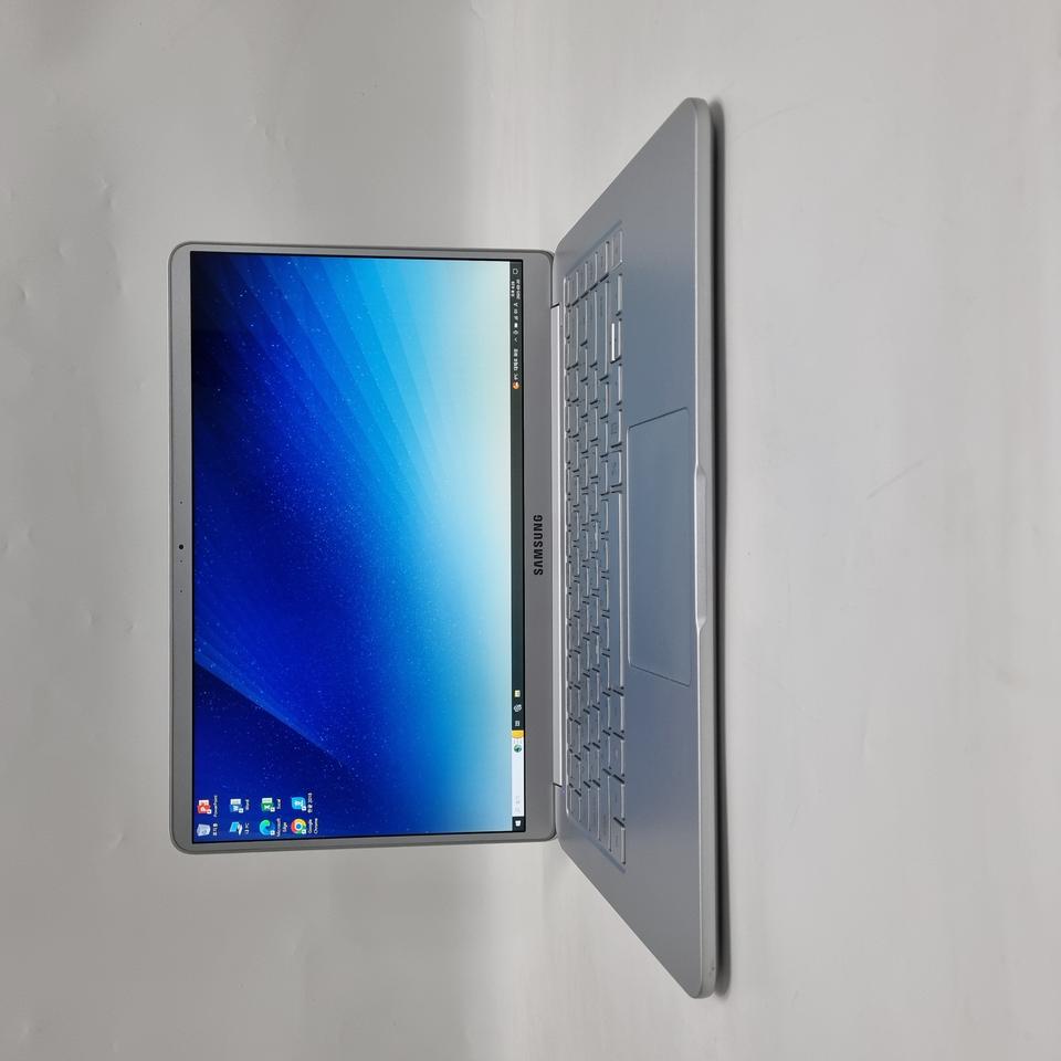 삼성 노트북 15인치/980g/인텔코어/FHD/SSD | 헬로마켓